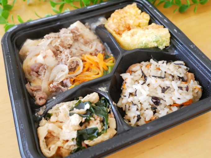 冷凍庫にストック必須！ おいしくて栄養満点♡ 日本初ロカボプラス認証「成城石井冷凍弁当」|ダイエット、フィットネス、ヘルスケアのことならFYTTE-フィッテ