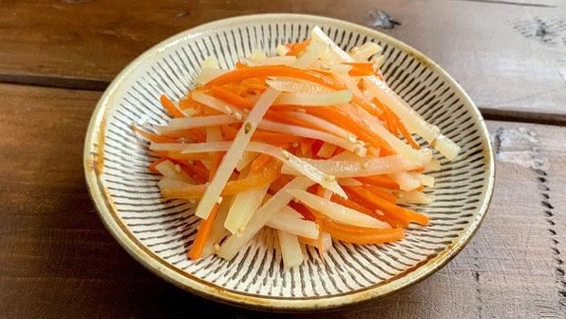 定番野菜や旬の野菜で作るナムルレシピ！冷蔵庫にある野菜でOK|ダイエット、フィットネス、ヘルスケアのことならFYTTE-フィッテ